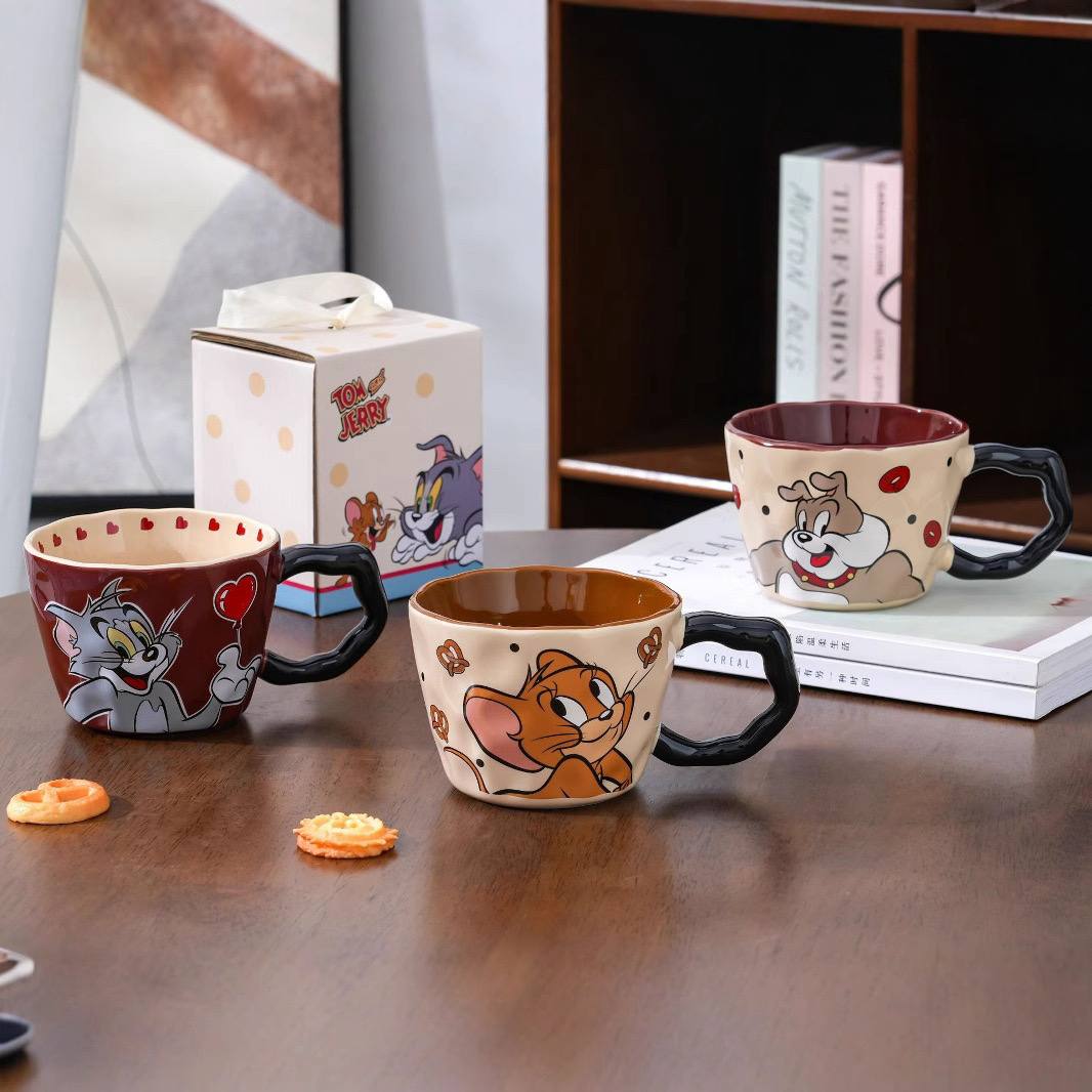Tom & jerry mugs – unique gift accessories